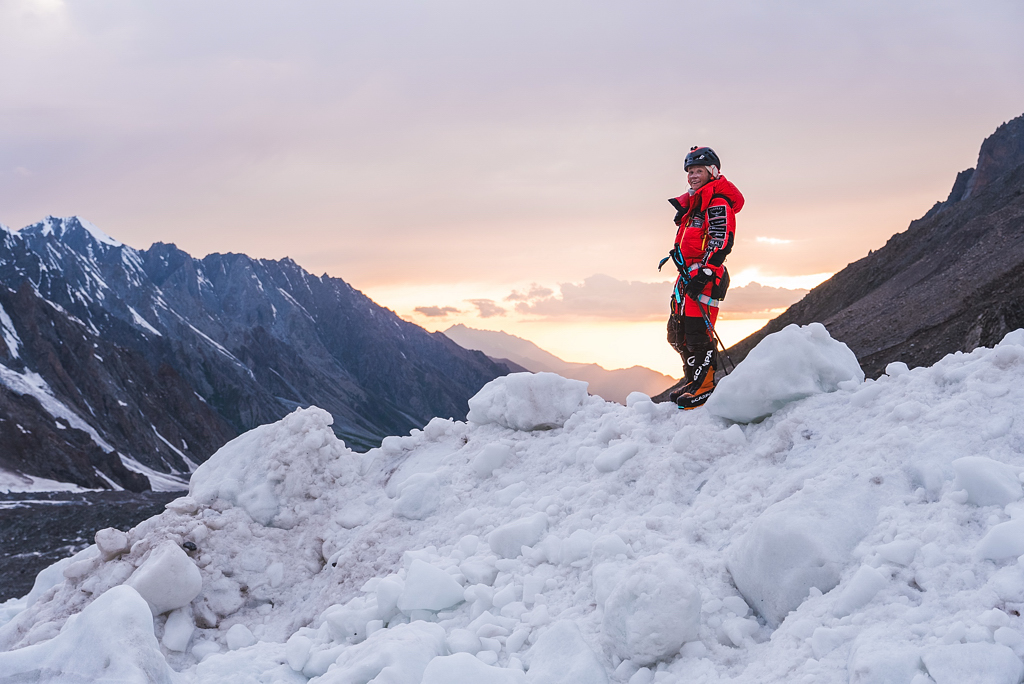 Kristin Harila, sets new record time for all 14 8000’ers | Climber Magazine